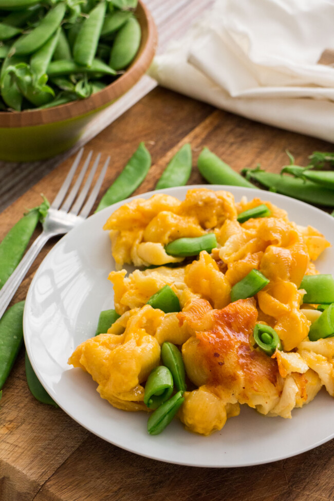 Slow Cooker Macaroni and Cheese With Sugar Snap Peas - Brooklyn Farm Girl
