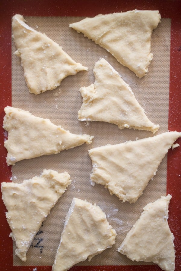 Easy Scones Recipe - Ready in 30 Minutes from Start to Finish!