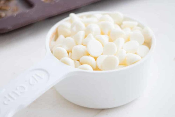 White Chocolate Toffee Recipe - This tastes like vanilla fudge!