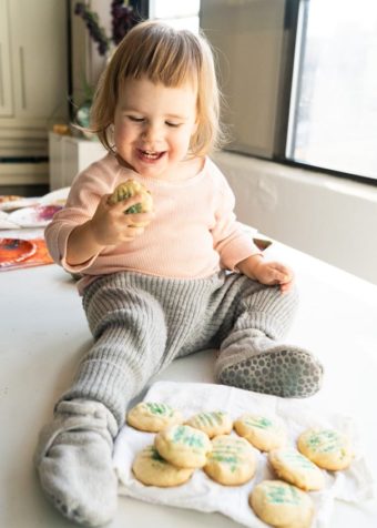 Christmas Cookies to Make With Kids - Easy Sugar Cookies Recipe