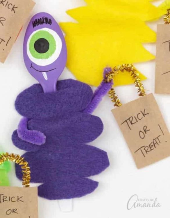 20 Crazy Easy Monster Crafts for Kids - DIY projects for toddlers