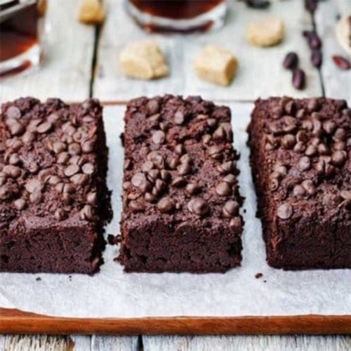 Fudgy Kidney Bean Brownies - Brooklyn Farm Girl