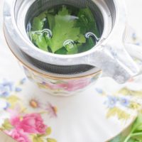 How to Make Parsley Tea (fresh or dried parsley) - Brooklyn Farm Girl