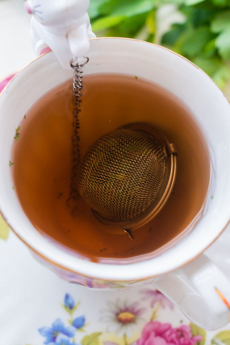 How to Make Parsley Tea (fresh or dried parsley) - Brooklyn Farm Girl