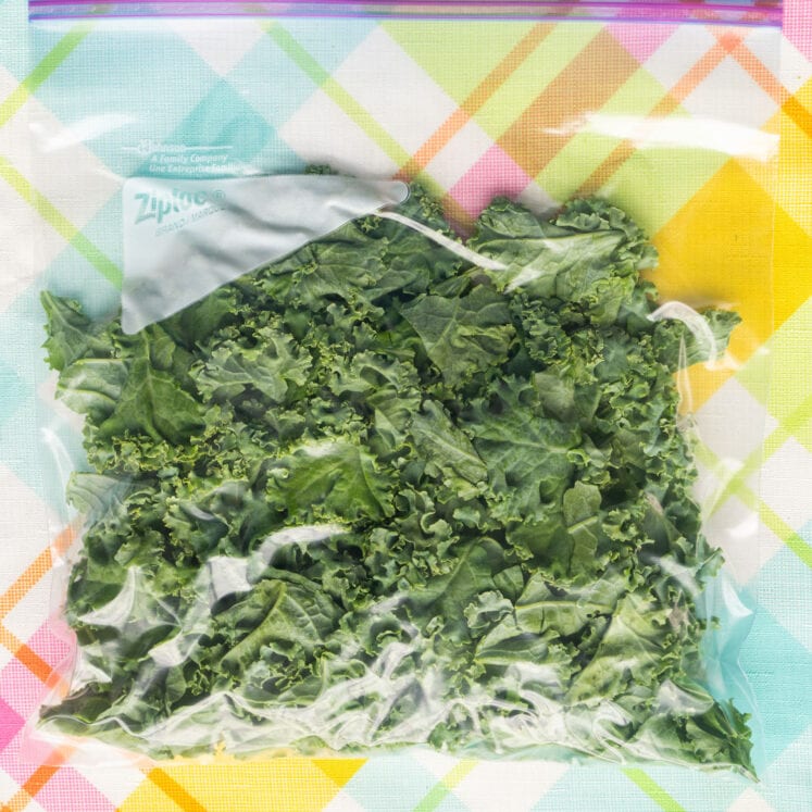 How To Store Kale To Last For Weeks (Bunch Or Chopped) - Brooklyn Farm Girl