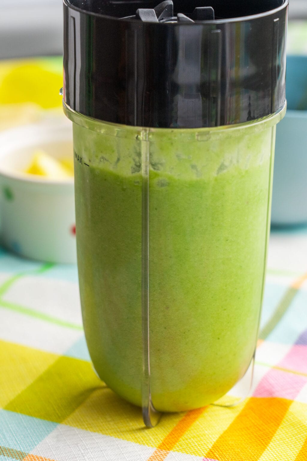Creamy Kale Smoothie with Pineapple and Banana (no dairy!) - Brooklyn ...