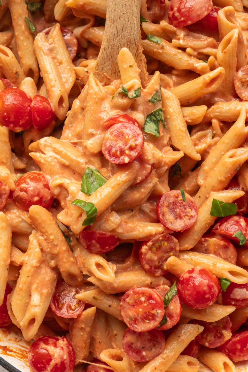 So Fresh Creamy Cherry Tomato Pasta - Brooklyn Farm Girl