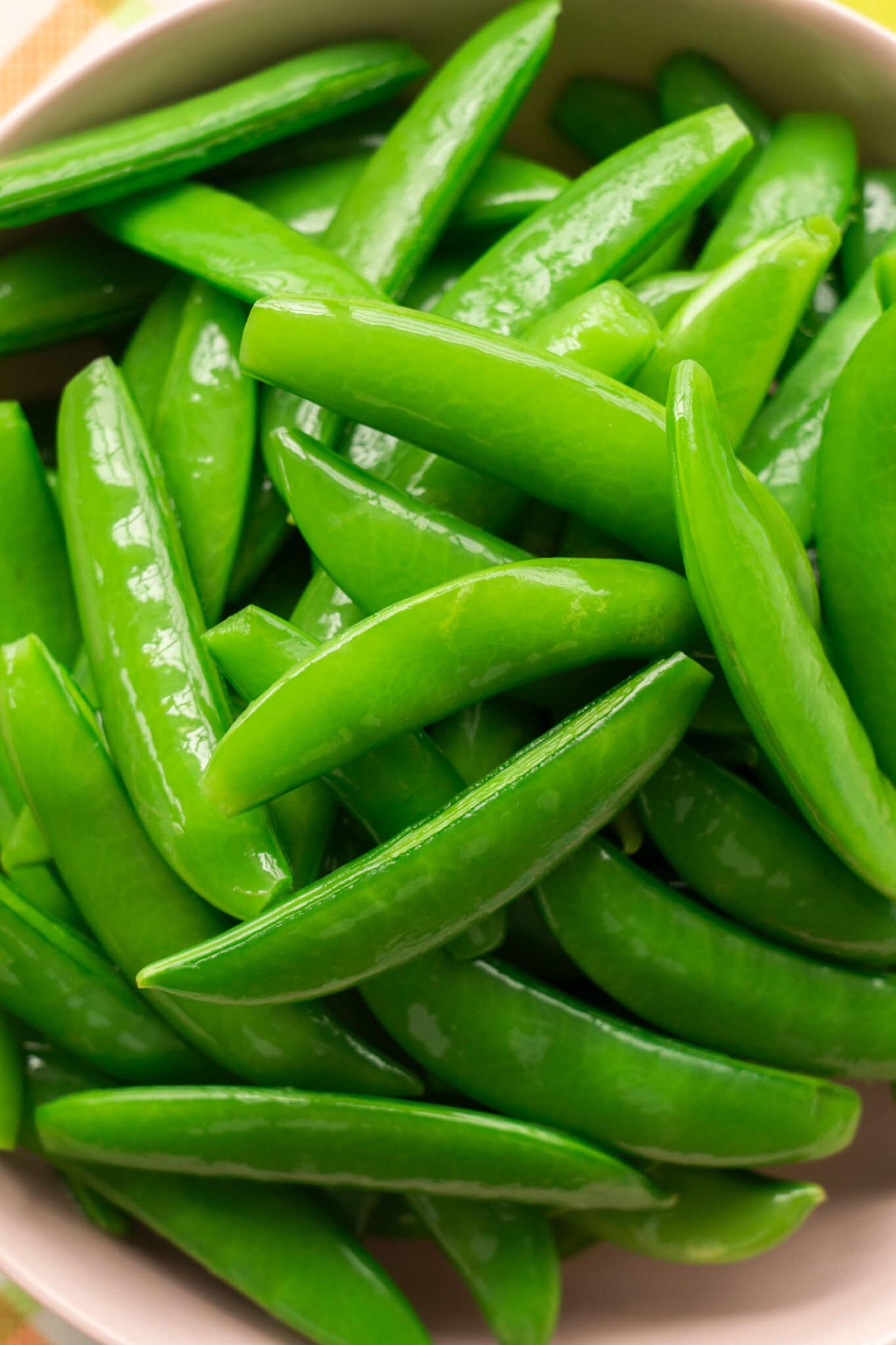 Perfectly Blanched Sugar Snap Peas (for Snacking!) - Brooklyn Farm Girl