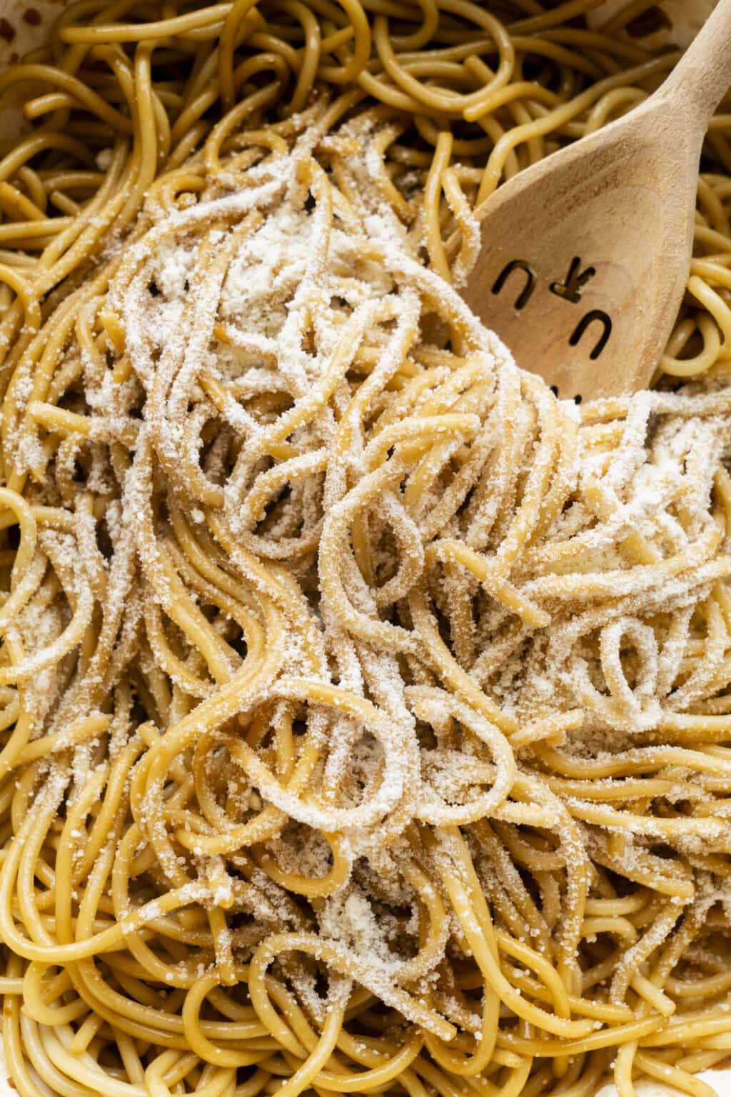 20-Minute Garlic Spaghetti Noodles - Brooklyn Farm Girl